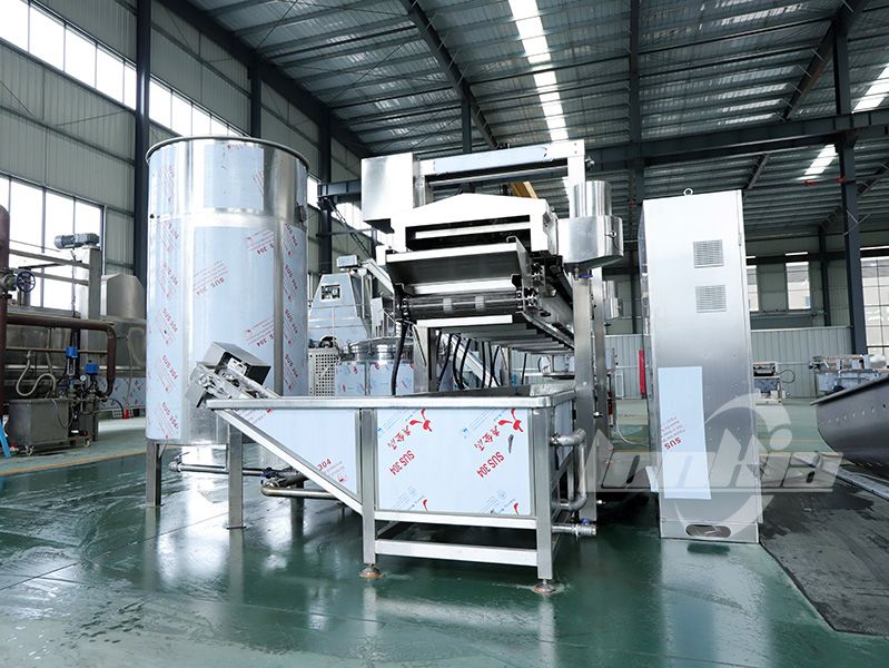 Choosing the Right Continuous Frying Machine for Your Product - LONKIA ...